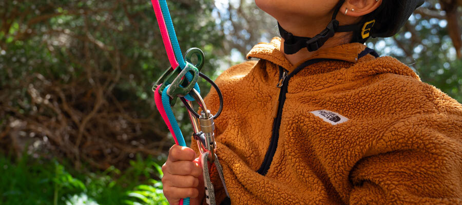 How To Guides How To Choose A Belay Device